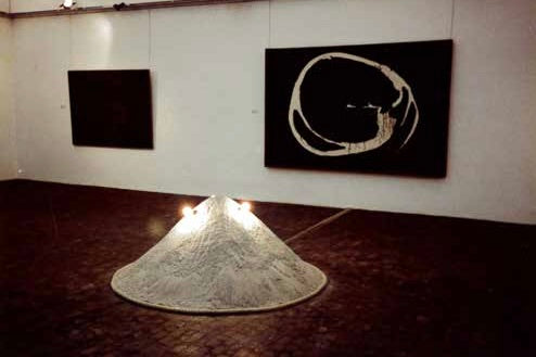 Michio Yoshihara: The Man Most Familiar with Gutai Leader Jiro Yoshiha ...